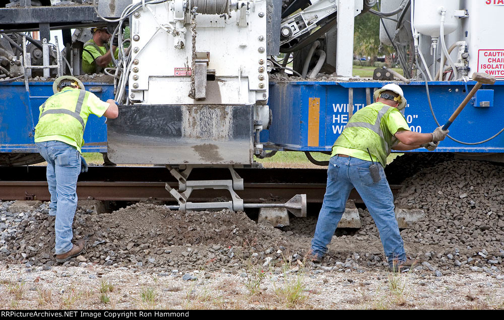 Balfour Beatty Rail Undercutter on the FEC